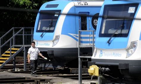 El Tren Sarmiento Funciona Con Servicio Limitado Entre Moreno Y Liniers