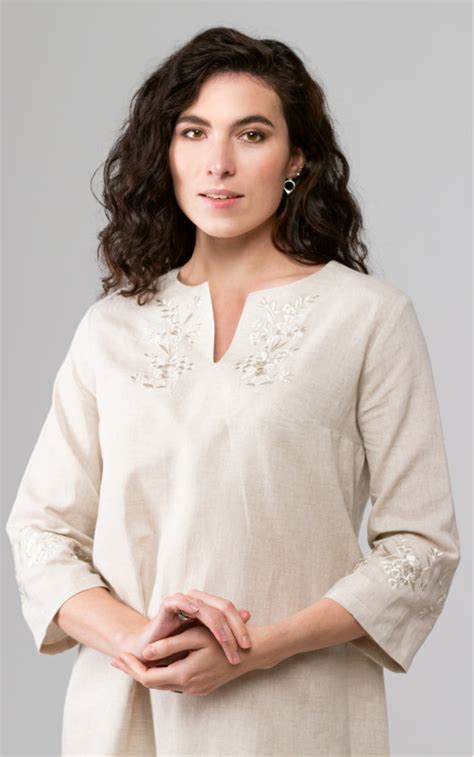 Плаття вишиванка міні бежеве Квітуче поле гілка молочна купити в