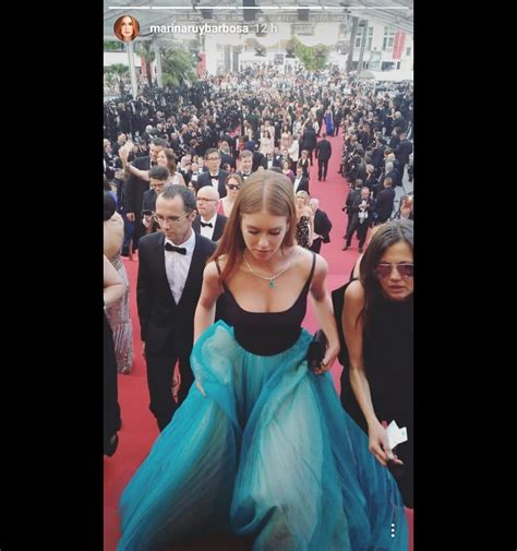 Vídeo Marina Ruy Barbosa roubou a cena no festival de cinema nesta quinta feira 25 de maio de