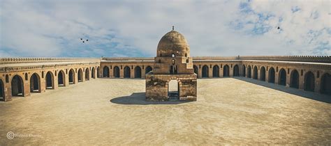 مساجد لها تاريخ مسجد ابن طولون أو المسجد الطولوني أحد أقدم المساجد