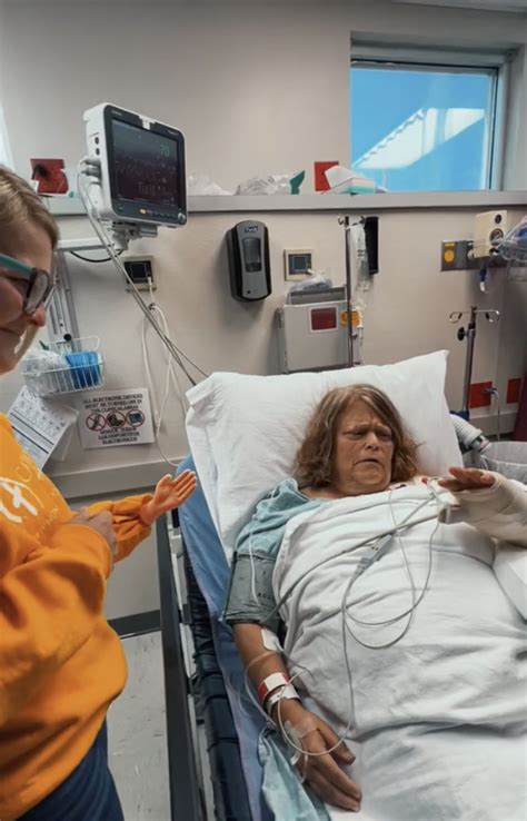 Daughter Pranks Mom With Fake Hand While Shes Still Recovering From