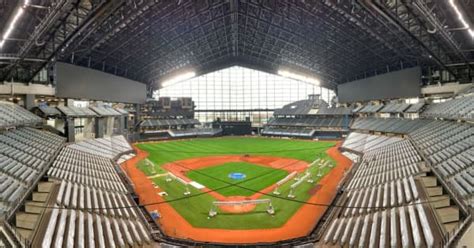 日本ハム新球場「エスコンフィールド」お披露目 ダルと大谷の壁面アートも完成 デイリースポーツ