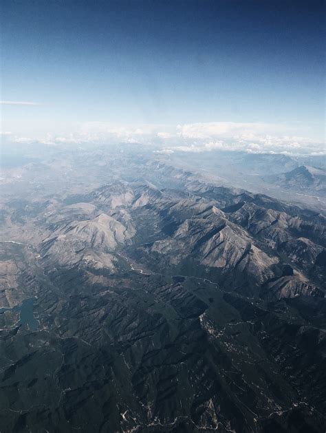 무료 이미지 산악 지형 항공 사진 하늘 분위기 조감도 산등성이 알프스 산맥 대산 괴 구름 비행기 여행