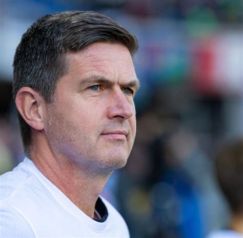 Kicker Hsv Trennt Sich Von Sportdirektor Mutzel Welt