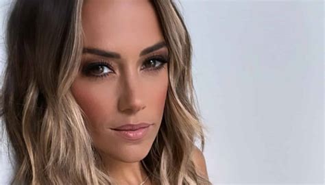 Jana Kramer Revela Que Paga Pensão De Alimentos Ao Ex Marido Que A Traiu