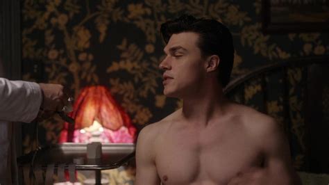 Auscaps Bobby Campo And Finn Wittrock Shirtless In Masters Of Sex 1 03