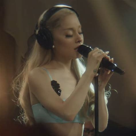 Ariana Grande Yours Truly 10 Honeymoon Avenue Live From London