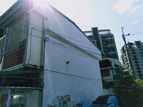 台中抓漏推薦 力展實業社（結構補強、防水、抓漏、壁癌、房屋修繕、各式翻修） 【整面外牆隔熱漆】 你有西曬的困擾嗎？ 上了隔熱漆，降低室內的
