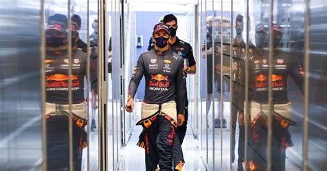 Desastrosa Clasificación De Checo Pérez En Países Bajos Saldrá
