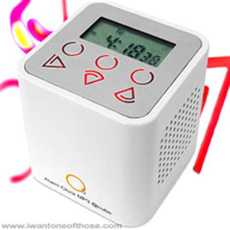 MP3 Player Alarm Clock Ubergizmo