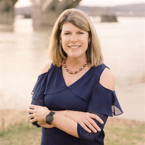 Lisa Daugherty Sales Associate Coldwell Banker Realty Linkedin