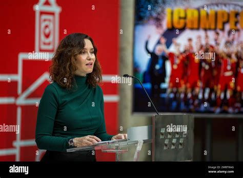 Madrid Madrid Spanien Januar 2024 ISABEL DIAZ AYUSO Präsidentin