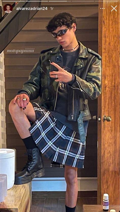 140 Assassin Pose References Ideas In 2024 Pose Reference Drawing