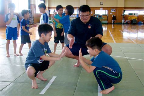 次はまわしを付けてやりたい相撲体験教室を南部町名川BG海洋センターで開催 職員ブログ B G財団