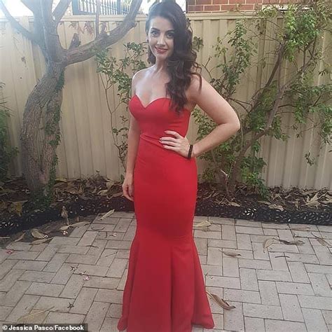 How A Womans Innocent Looking Pimple Almost Killed Her Daily Mail Online