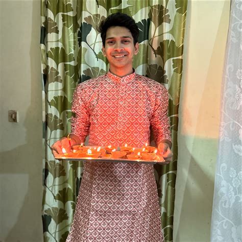 Ayush Srivastava Couple Of Rare Nice Pictures 🌤️ Instagram