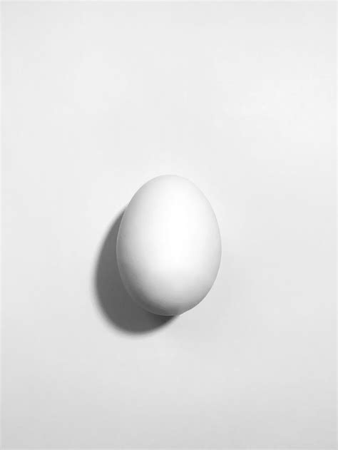 Белое на белом Pure Products Pure White Eggs