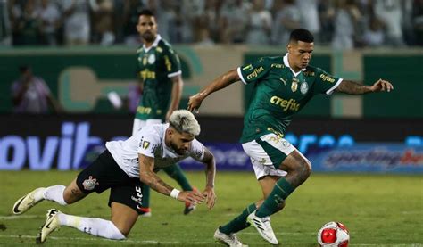 Palmeiras e Corinthians terá árbitro polêmico e suspenso por Conmebol