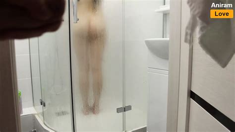 Sorellastra Beccata Di Sorpresa Sotto La Doccia E Scopata XHamster