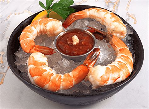 10 Restaurant Chains That Serve The Best Shrimp Cocktail