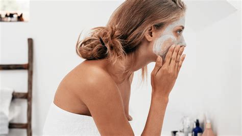 How To Diy An At Home Facial For Glowing And Radiant Skin