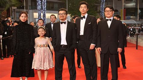 부산행 칸 영화제서 기립박수 받는 생생한 현장 다시 보기 Train To Busan 공유마동석 통통영상