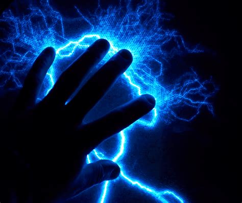 What Causes Static Electricity