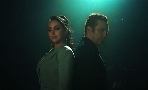 Ferhat GÖÇerden Azerbaycanli MÜzİsyen İle SÜrprİz DÜet İstiklal Caddesi Kültür Sanat