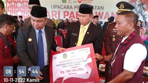 Kemensos Ri Serahkan Bantuan Atensi Saat Upacara Hari Pahlawan Di Luwu