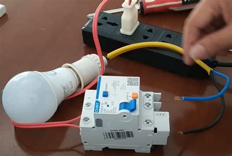 Át Chống Rò Nxble 32 C16 1p N Chính Hãng Chint Aptomat Chống Giật