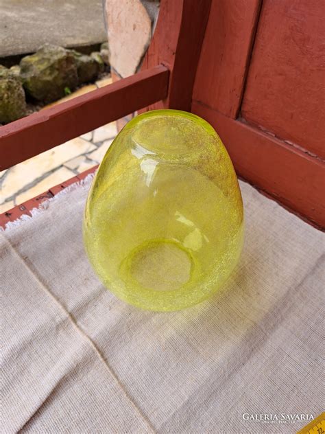 Extra Rare Yellow Sphere Vase Cracked Beautiful Veil Glass Veil Carcagi