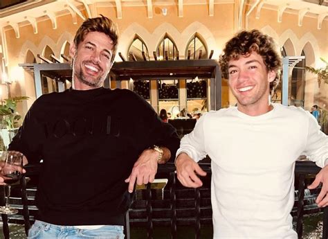 William Levy Y Elizabeth Gutiérrez Sacan La Cara Por Su Hijo