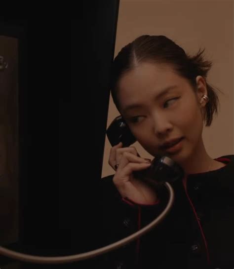 Jennie • Coco Crush Hình ảnh