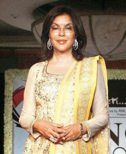Zeenat Aman Hot Bikini Image Gallery Images Photos Pics Cinemagigs