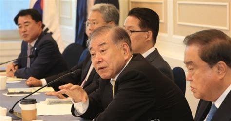 강연하는 문정인 통일외교안보 특보