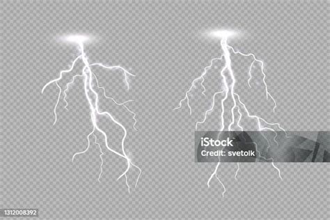밝은 투명 배경에 고립 된 현실적인 조명 뇌우 벼락 플레어 효과 강력한 전기 번개 공격 폭풍 볼트 불꽃 방전의 빛 빛 3차원 형태에 대한 스톡 벡터 아트 및 기타 이미지