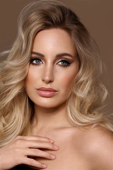 Mandy B Amaze Models