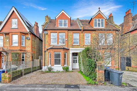 5 Bed Semi Detached House For Sale In Warwick Road Ealing London W5