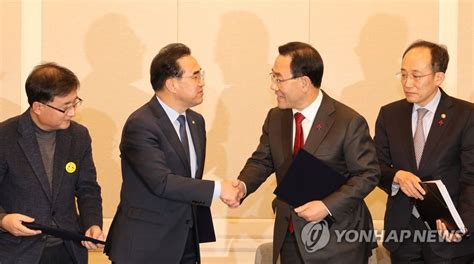 여야 내년 예산안·세법 일괄 합의내일 본회의 처리 연합뉴스
