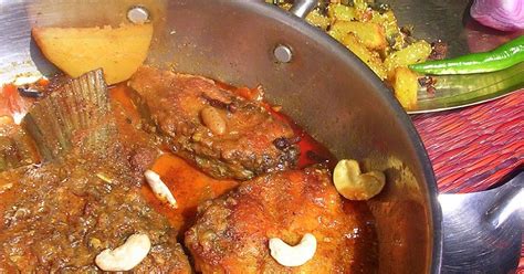 A Homemakers Diary Macher Kalia A Rich And Spicy Fish Curry
