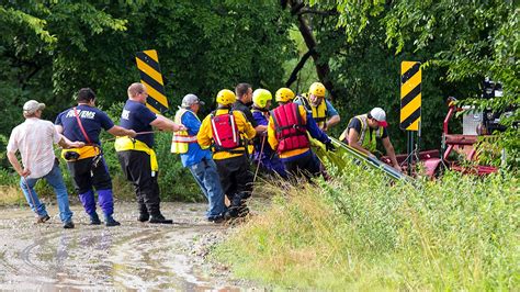 One Person Dead After Flash Flooding On Kansas Turnpike The Weather
