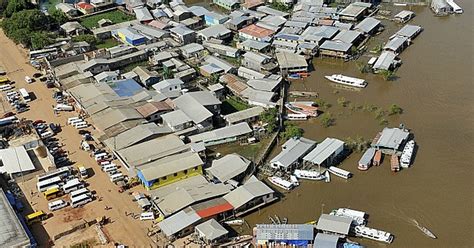 G1 Cheia Atinge Mais De 70 Mil Famílias No Amazonas Notícias Em