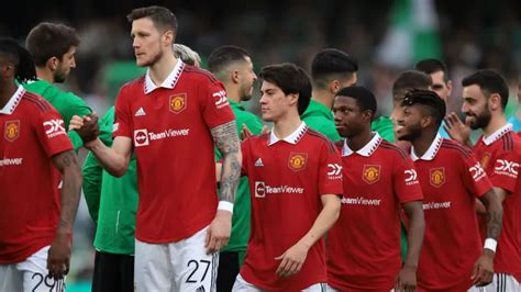 التشكيل الرسمي لمانشستر يونايتد أمام إشبيلية في الدوري الأوروبي Al