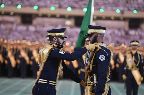 موعد التقديم على كلية الملك فهد الامنية 1444 موقع القمة