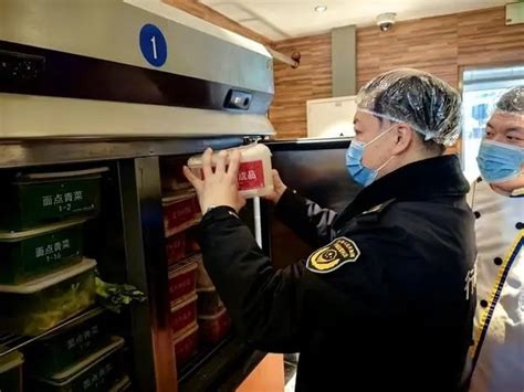 新春走基层守护团圆的味道 济南市市场监管局开展年夜饭食品安全专项检查 济南社会 舜网新闻