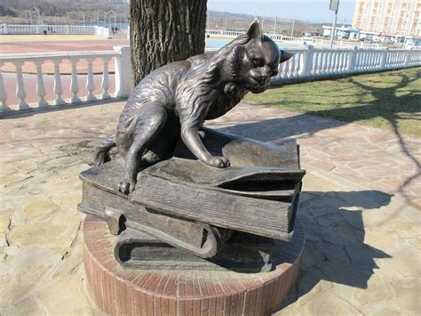 Памятник коту ученому в Ярославле Статуи Скульптура Памятник