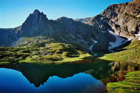 Връх Харамията и езерото Близнака в Рила Natural Landmarks Bulgaria