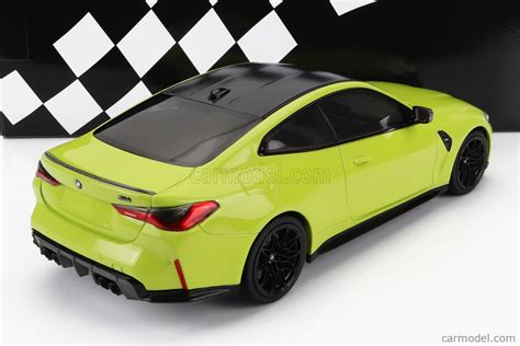 MINICHAMPS 155020120 Scale 1 18 BMW 4 SERIES M4 G82 2020 YELLOW BLACK
