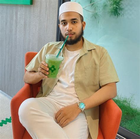 In Harry ออร่าจับ ภาพล่าสุดของน้อง โดมินิก แมคลาฟลิน ในงานเปิดตัวภาพยนตร์เรื่อง Grow น้องจะรับ