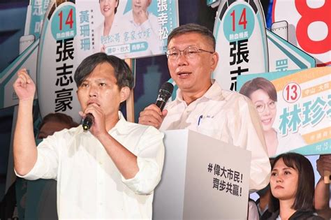 轉錄 把太陽花偷換成嬰粟花──令人感慨的柯文哲與黃國昌 上報 評論 Hatepolitics板 Disp Bbs